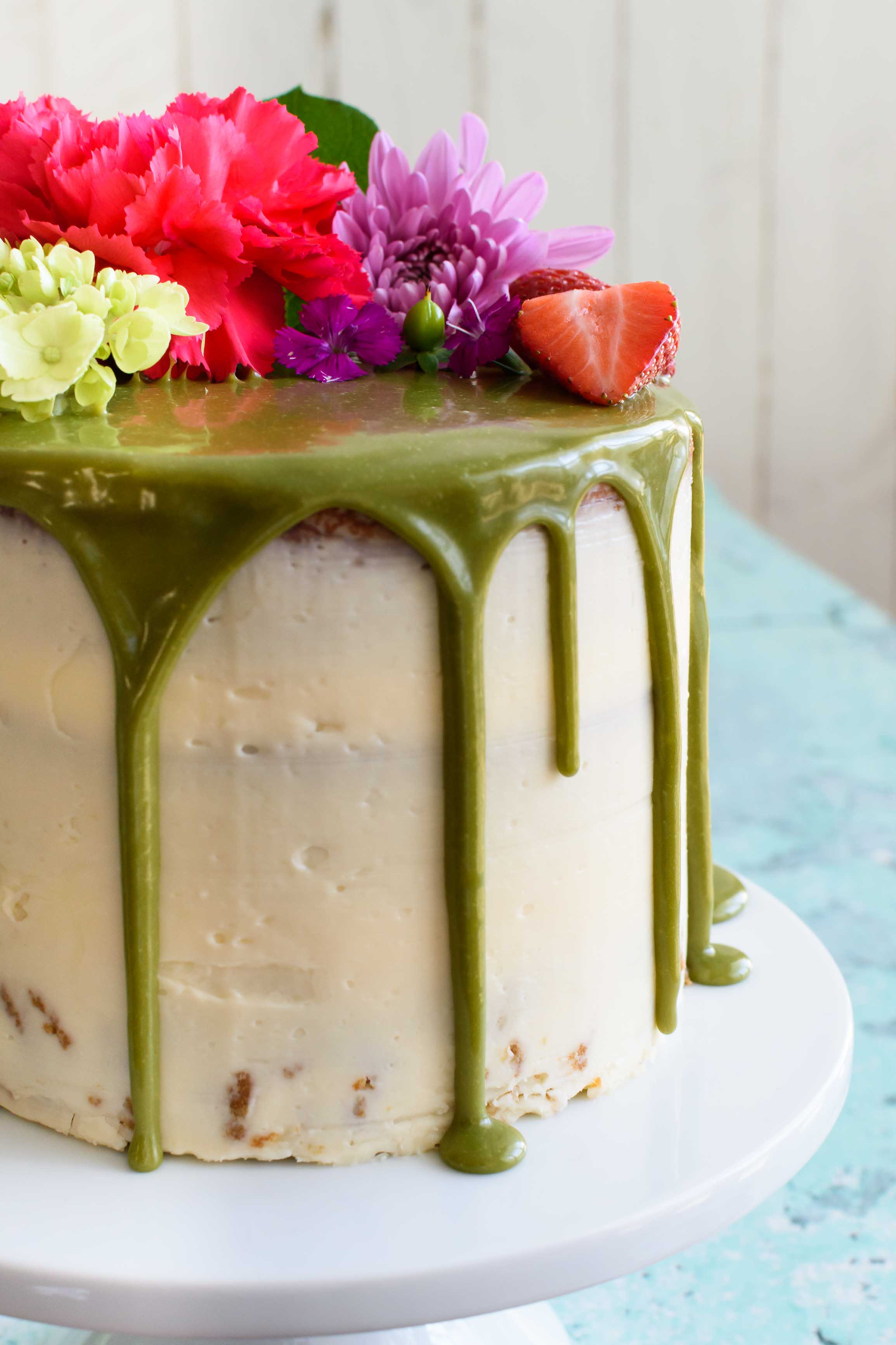 Matcha Cake with Buttercream Frosting and White Chocolate Matcha Drip ...