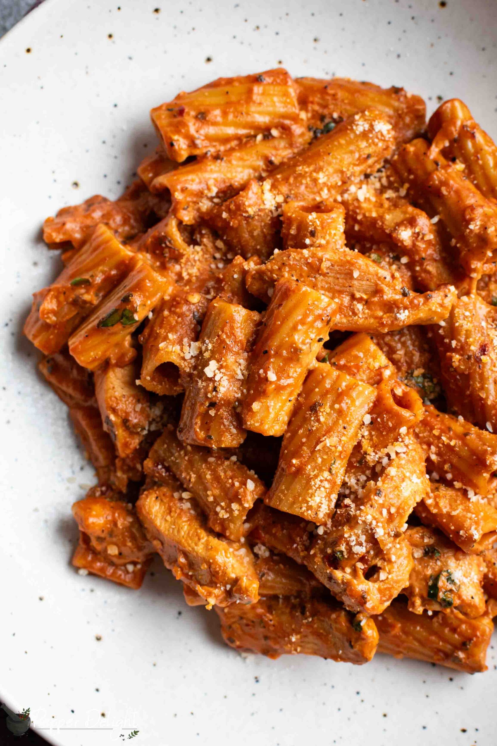 Creamy Tomato Chicken Pasta - Pepper Delight